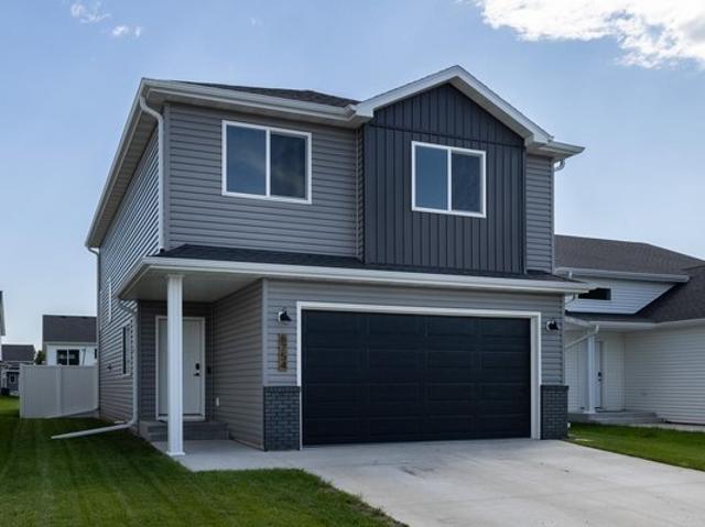 6754 71st Ave S, Horace, ND 58047