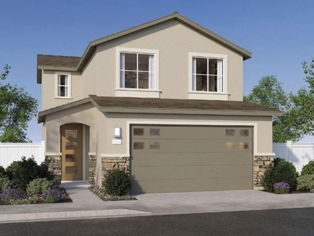6755 E Clingstone Dr, Fresno, CA 93727