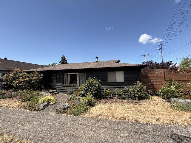 6755 9th Ave NW, Seattle, WA 98117