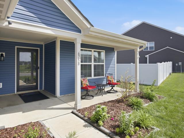 6758 Honeysuckle Way