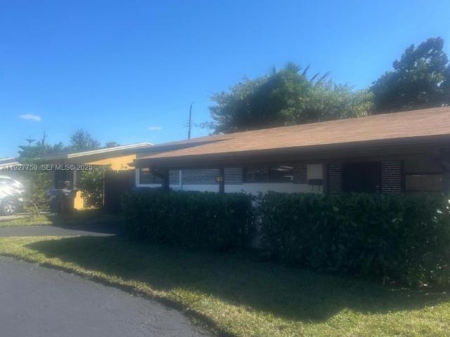 6750 Allen St, Hollywood, FL 33024 | Compass