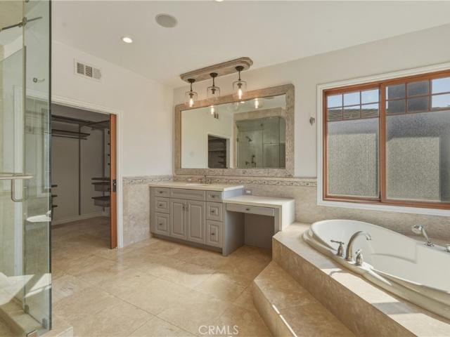 6750 Andover Ln, Los Angeles, CA 90045 | MLS #SB25274
