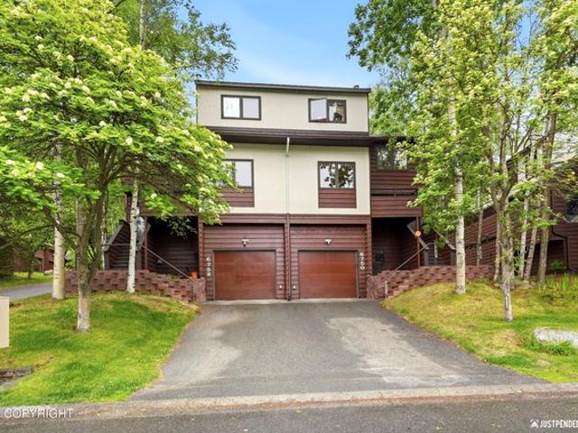 6750 Lunar Dr Unit D2, Anchorage, AK 99504