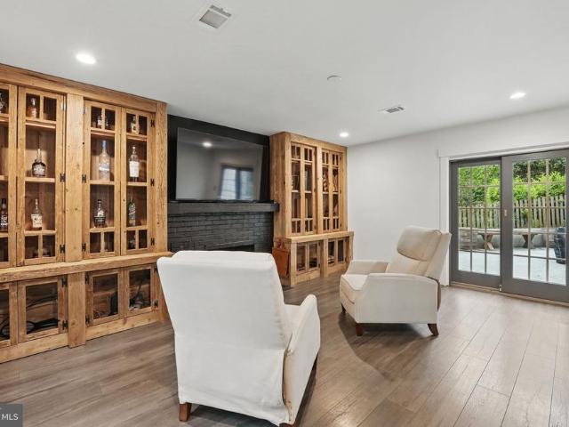 6750 Stonehurst Court