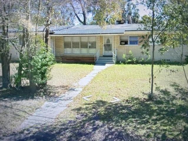 6751 Alaro Rd, Jacksonville, FL 32209