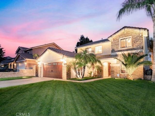 6751 Lindbergh Ave, Fontana, CA 92336