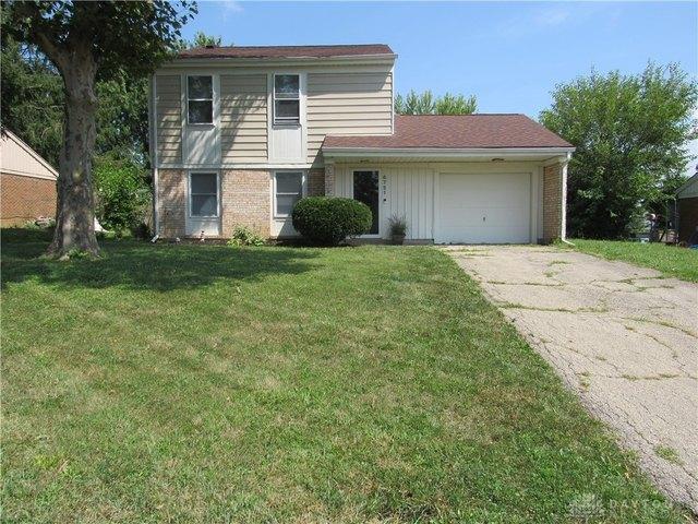 6751 Shadowbrook Dr, Trotwood, OH 45426