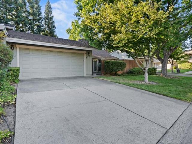 6753 Bertran Ct, Citrus Heights, CA 95621