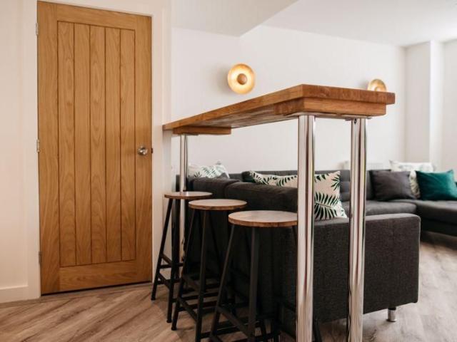 £675.00 in shared house: £775 per month