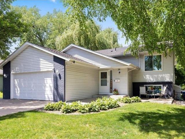 675 5th Ave E, Shakopee, MN 55379