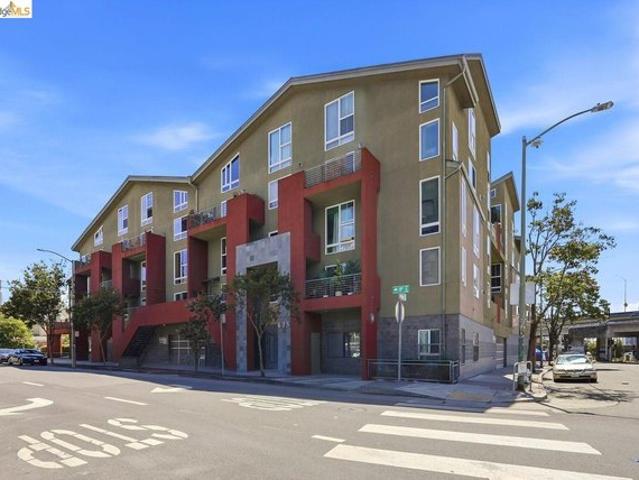 675 8th St Apt 3, Oakland, CA 94607