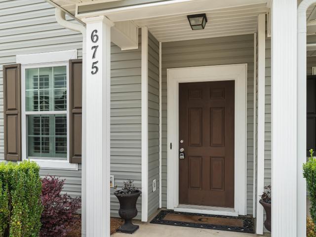 675 Aberdeen Circle