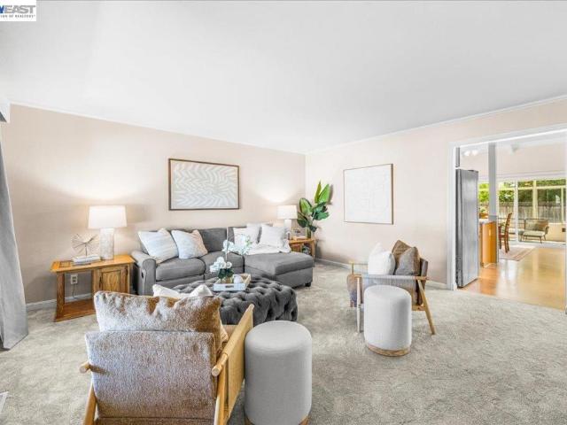 675 Alameda Dr