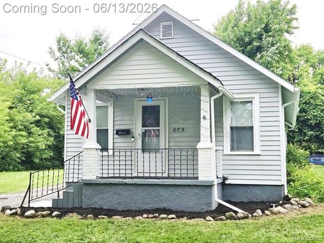 675 E Beverly Ave, Pontiac, MI 48340