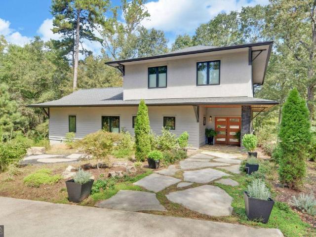 675 Freedom Heights