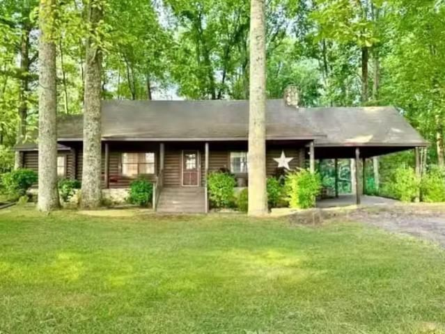 675 INDIAN CAVE SUBDIVISION, MONTICELLO, KY 42633 Single Famil.