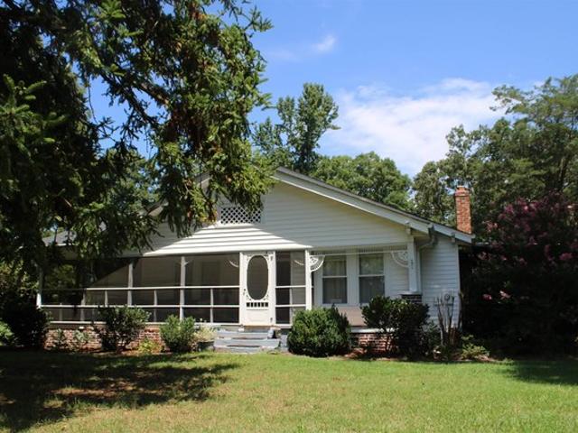 675 Old Mill Rd, Campobello, SC 29322