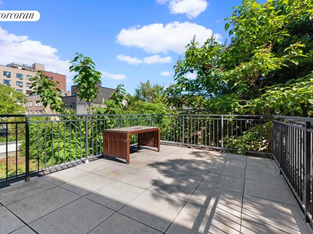 675 Lafayette Avenue, Brooklyn, NY