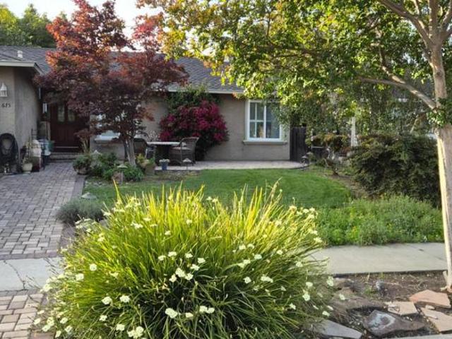 675 Meadow Creek Drive