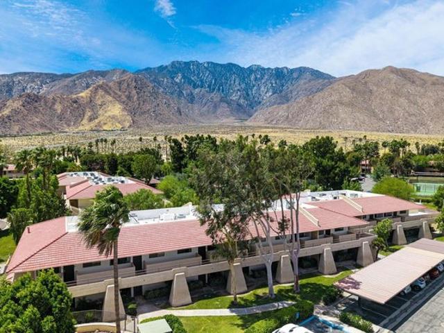 675 N Los Felices Cir W Unit 204, Palm Springs, CA 92262