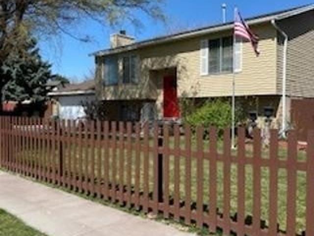 $675 NICEBRIGHTROOM FOR RENT FOR MALE