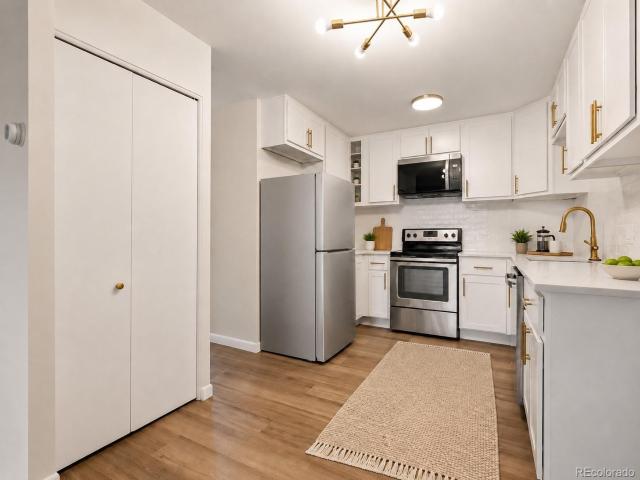 675 S Alton Way # 9C