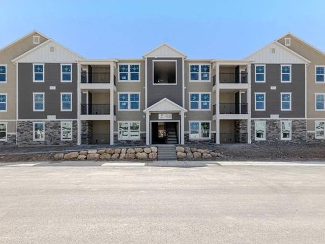 675 W 4500 S Unit 301, Mapleton, UT 84664