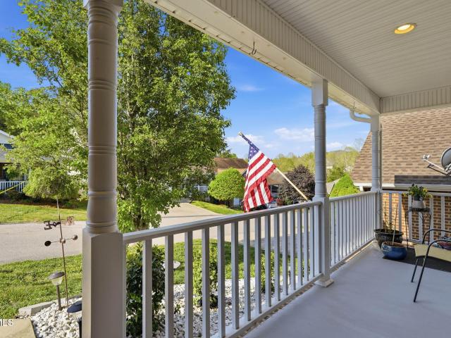 675 Willowcrest Place