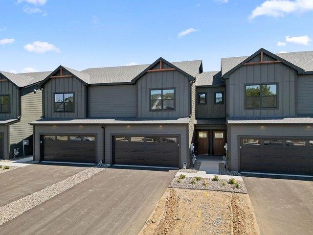 675 Tulare Ter, Newport, MN 55055