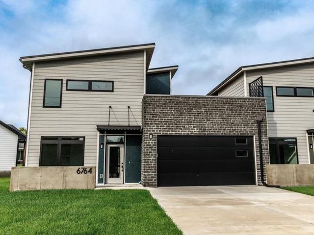6764 Shadow Ridge Pl, Columbus, NE 68601
