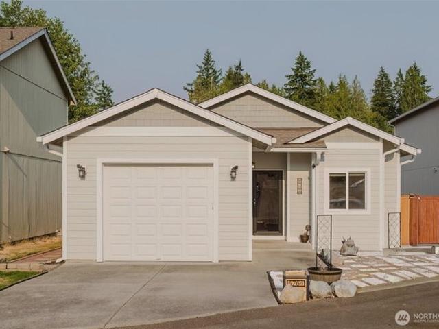 6764 Takota Pl NE, Bremerton, WA 98311
