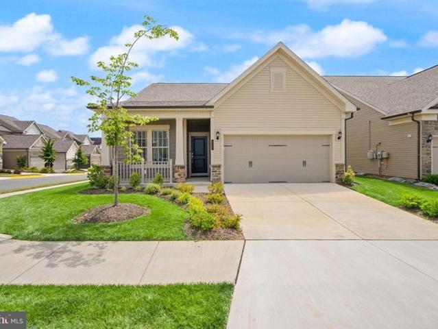 6765 Azalea Garden Ln, Haymarket, VA 20169