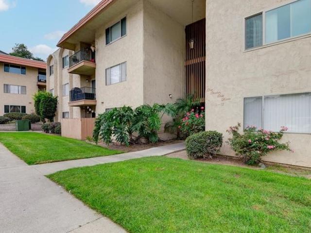 6765 Alvarado Rd Unit 10, San Diego, CA 92120