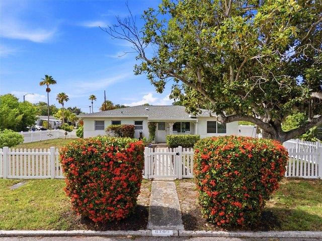 6765 3rd Ave N, Saint Petersburg, FL 33710