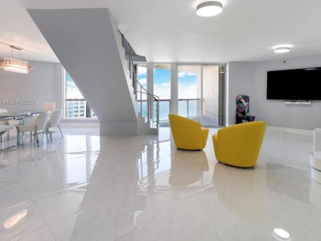6767 Collins Ave #1903, Miami Beach, FL 33141