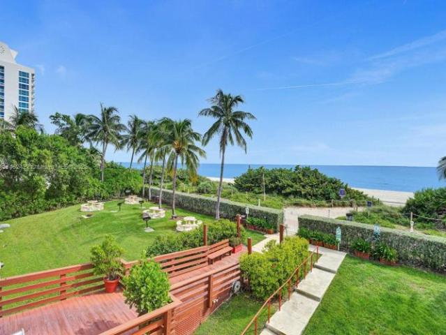 6767 Collins Ave #1104, Miami Beach, FL 33141