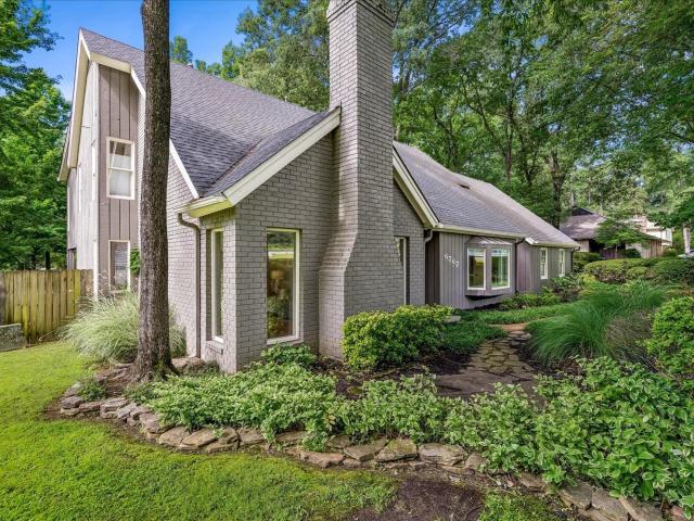 6767 poplar pike