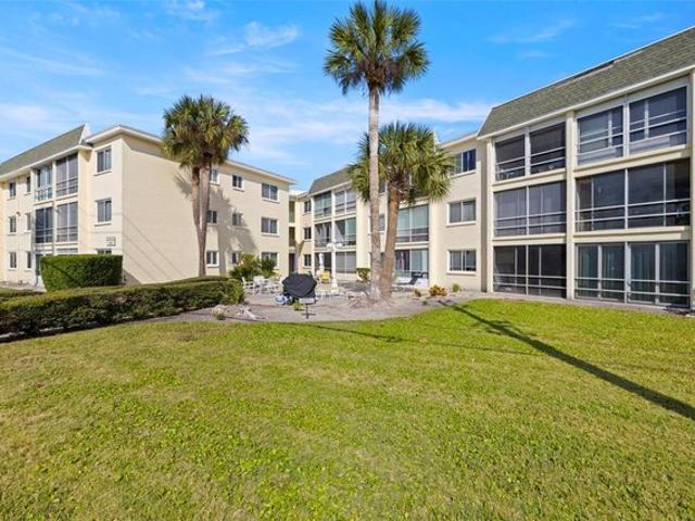 6767 Sunset Way Apt 206, Saint Pete Beach, FL 33706