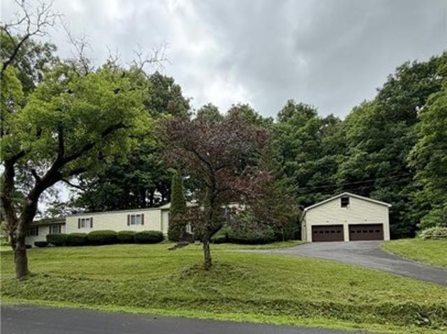 6768 Forbes Rd, Canastota, NY 13032