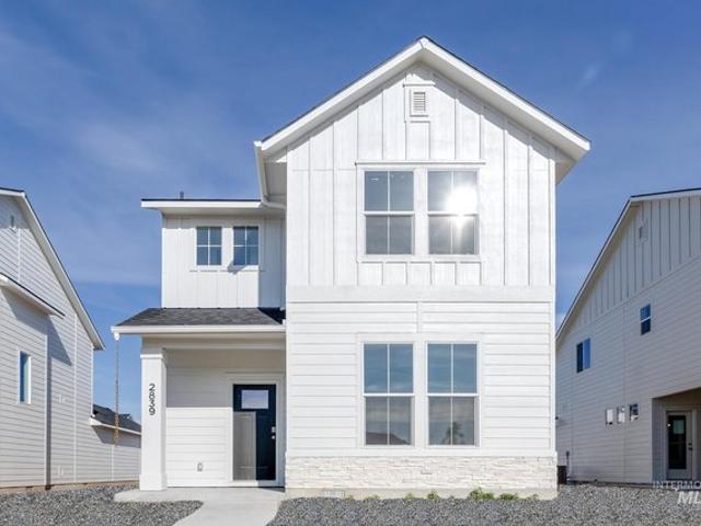 6768 W Redwood Creek Dr, Meridian, ID 83646