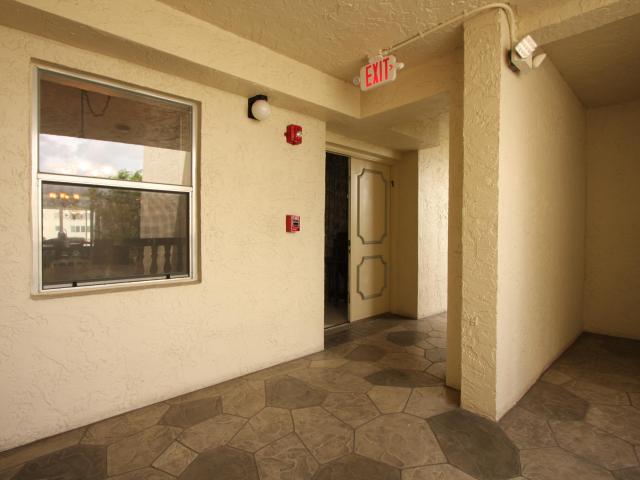 6768 10th Ave N, Unit 303, Lake Worth, FL 33467 | MLS #B26011