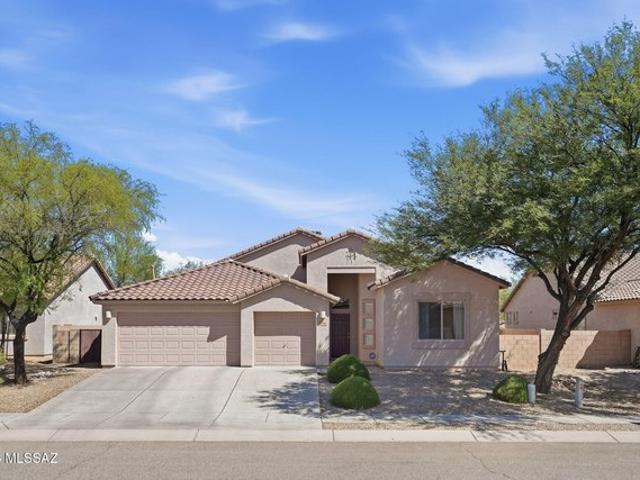 6769 W Fishermans Dr, Tucson, AZ 85757