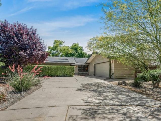 6760 N Haslam Ave, Fresno, CA 93711