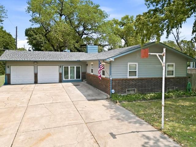 6760 N Tarrytown St, Park City, KS 67219
