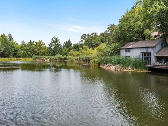 6760 Giovanetti Rd, Forestville, CA 95436