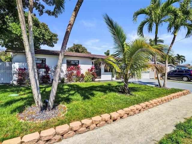 6761 Allen St, Hollywood, FL 33024 | MLS #A11805 | Compass