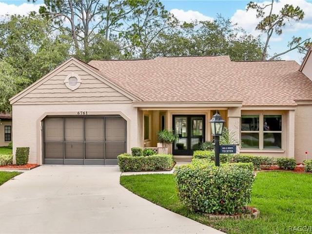 6761 Pearleaf Ct, Spring Hill, FL 34606