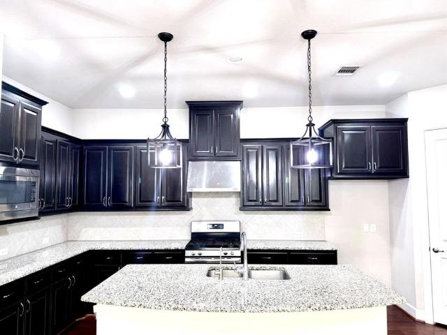 6761 Prospect Way, Irving, TX 75063 | MLS #21190 | Compass