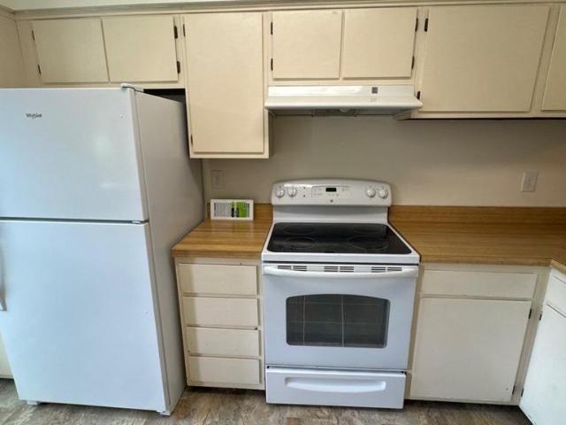 6762 Ducketts Lane # 32 3
