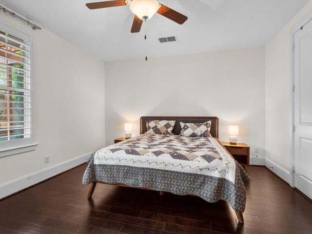 6762 Sussex Manor St, Houston, TX 77055